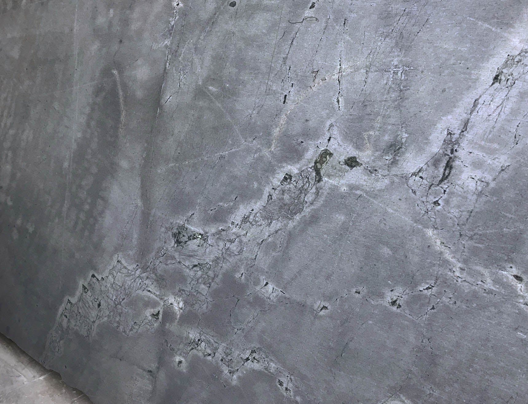 Atlantic Grey Quartzite resistant material hard stone light grey ...